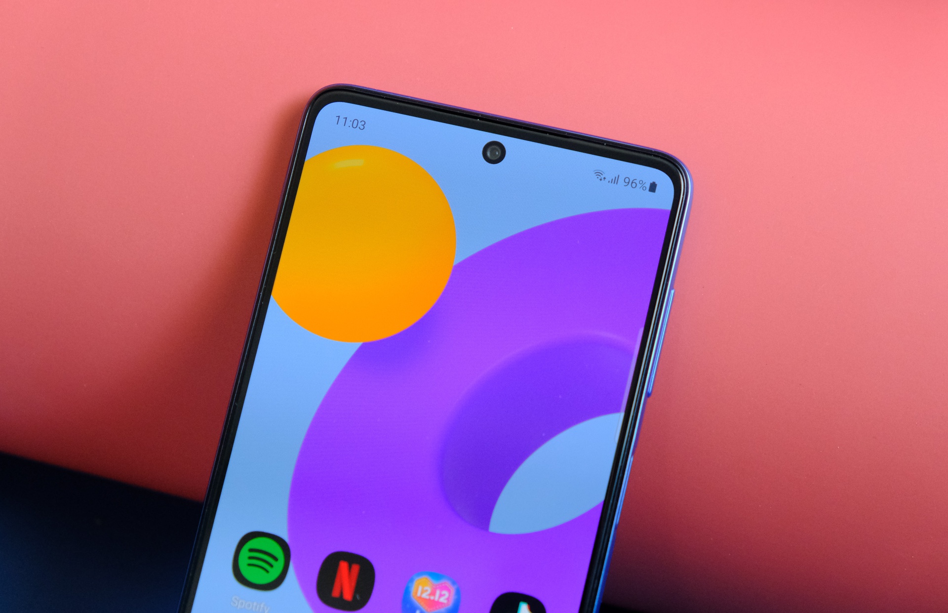 Trải nghiệm Galaxy M52 5G - kết nối nhanh, chơi game mượt mà - Znews.vn